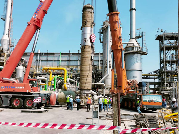 Providing Lifting service at MOPCO Plant - Capital Leading Company